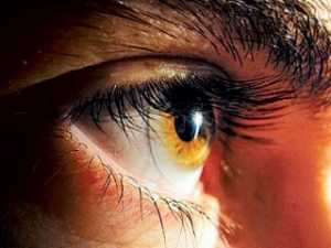 Manchas en la Vista - Causa y Tratamiento - No Mas Moscas En Los Ojos